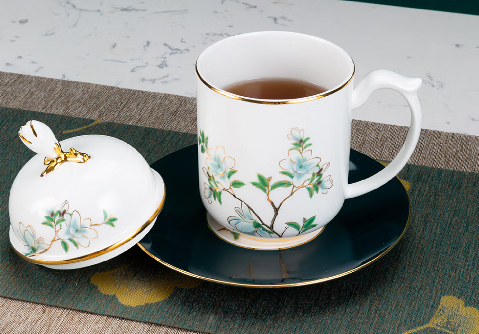 Bone China Covered Mark Cup Tea Set Suitable for Office or Home Use ...